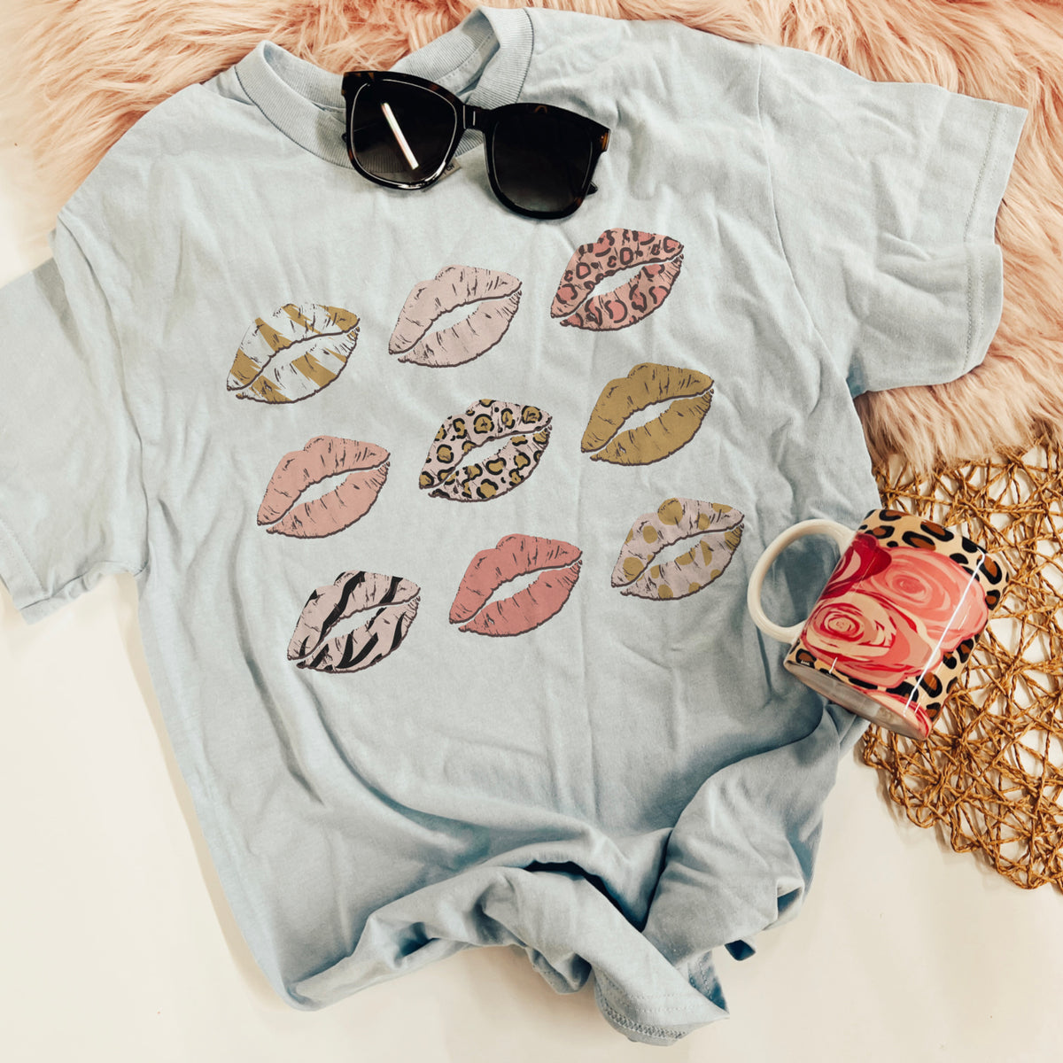 Multi lips tee – tees Raining Rustic